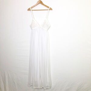 Neiman Marcus | Intimates & Sleepwear | Priamo Neiman Marcus White Maxi ...